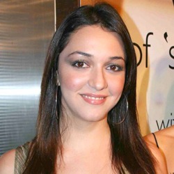 Bollywood Movie Actress Nauheed Cyrusi Biography, News, Photos, Videos ...